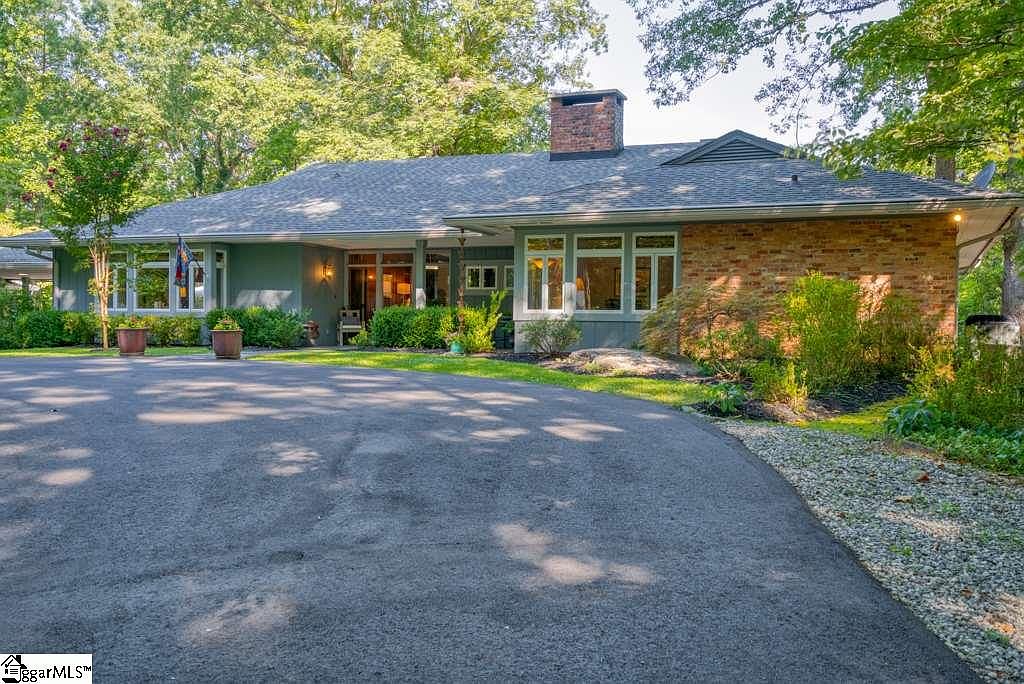 2437 Hunting County Rd, Tryon, NC 28782 | Zillow