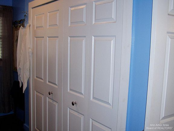 149 Allen Rd, Ypsilanti, MI 48198 | Zillow