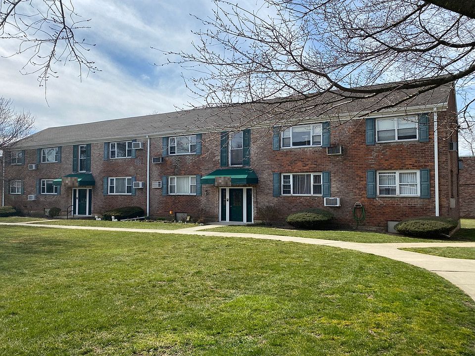 1808 Shipley Ave APT 2, Valley Stream, NY 11580 | Zillow