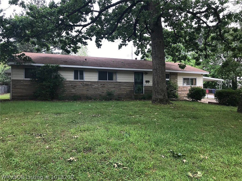 2900 S Gary St, Fort Smith, AR 72901 | Zillow