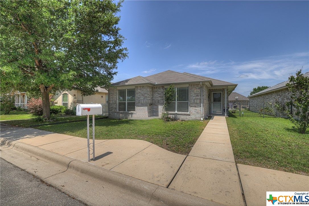 1754 Joy Spg, New Braunfels, TX 78130 | Zillow