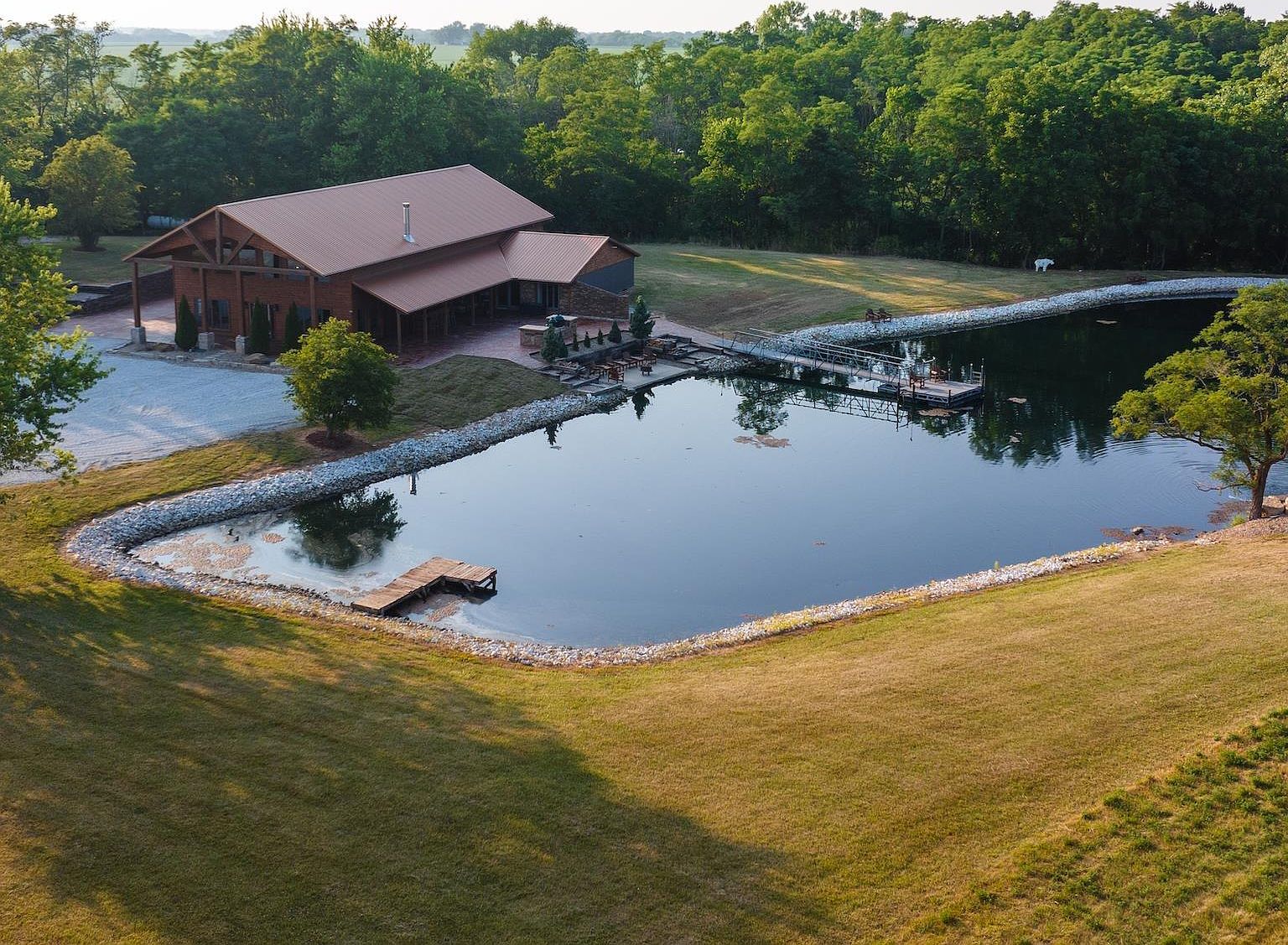 1266 150th St, Timewell, IL 62375 | Zillow