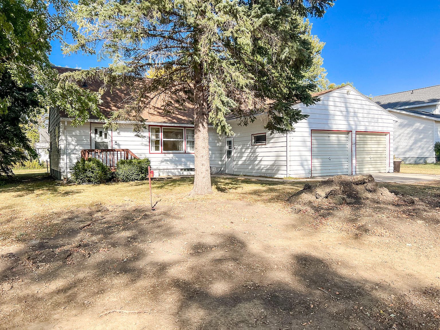 204 E 4th St, White, SD 57276 | Zillow