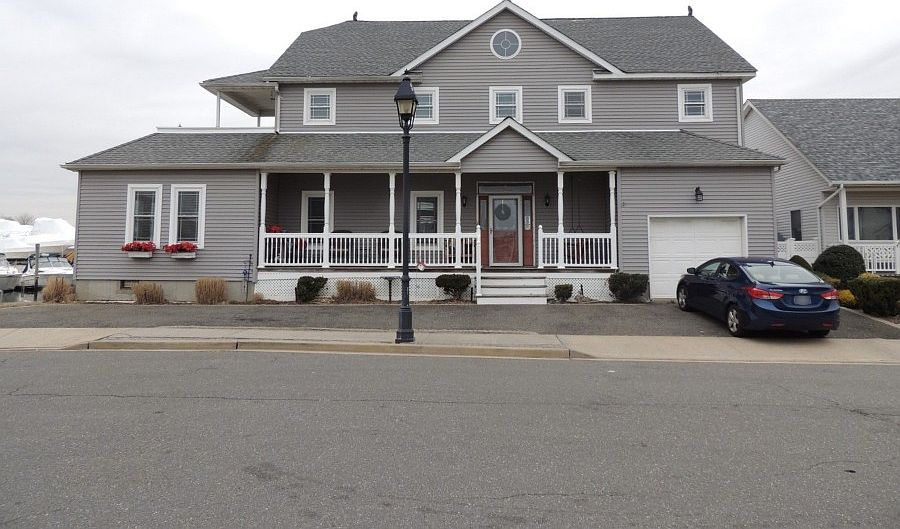 268 Gordon Pl, Freeport, NY 11520 | Zillow