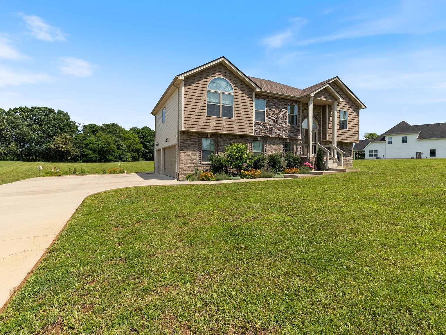 5345 Marion Rd, Cunningham, TN 37052 | MLS #2664487 | Zillow