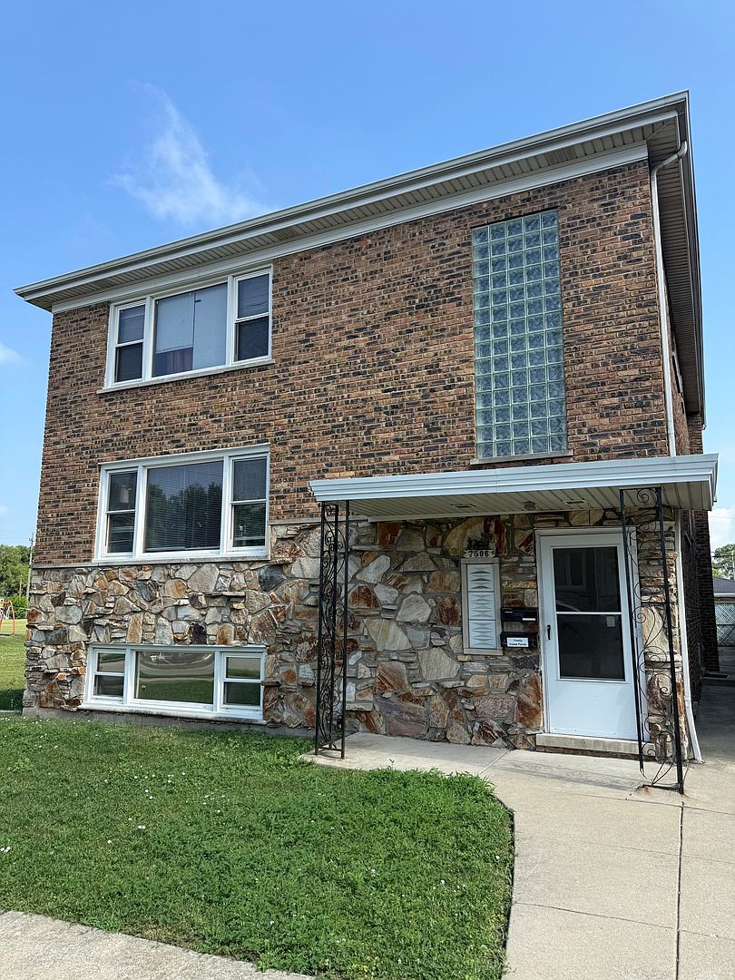 7506 W Hanover St #2, Summit Argo, IL 60501 | Zillow