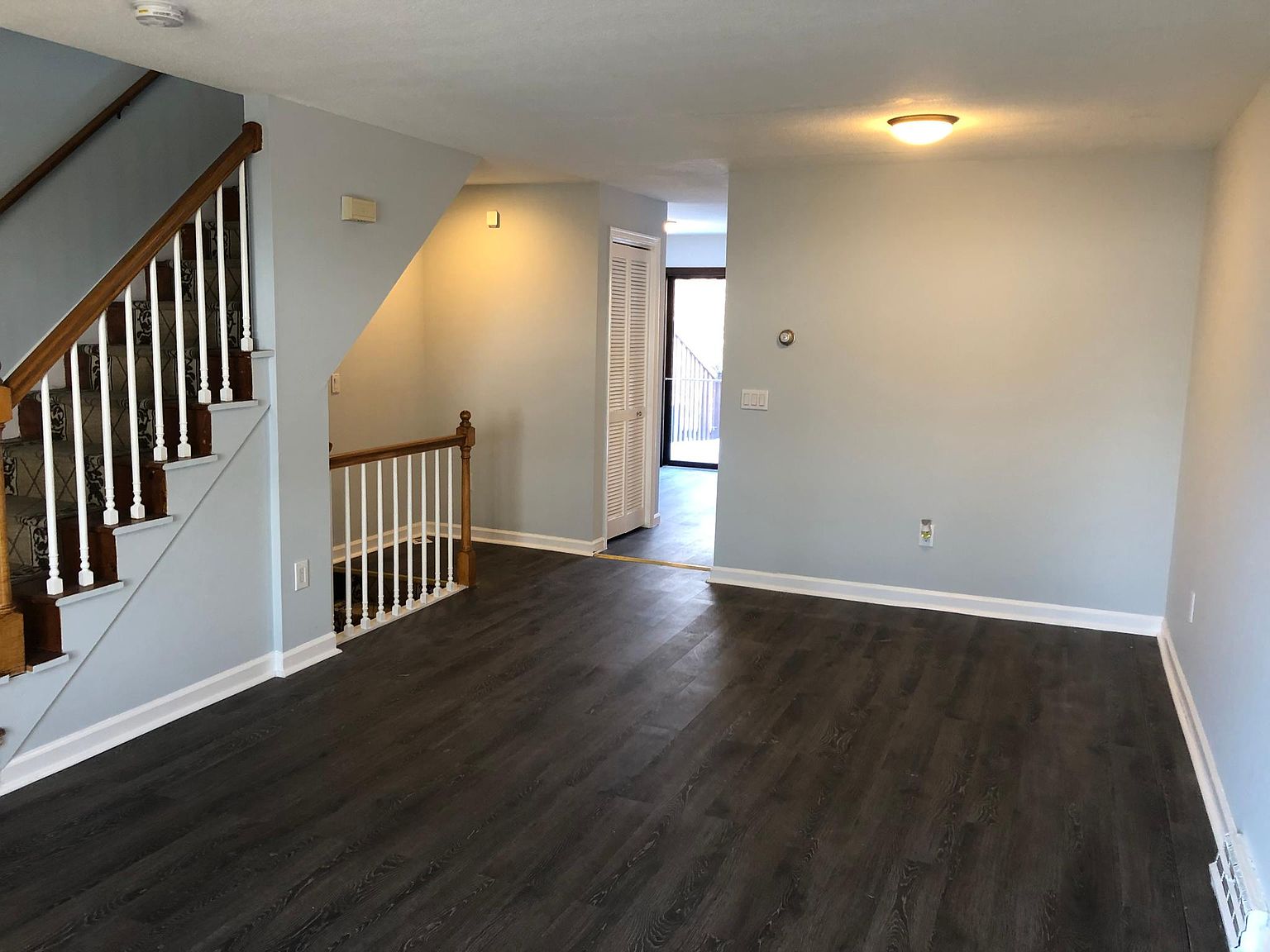 170 Central St, Springfield, MA 01105 | Zillow