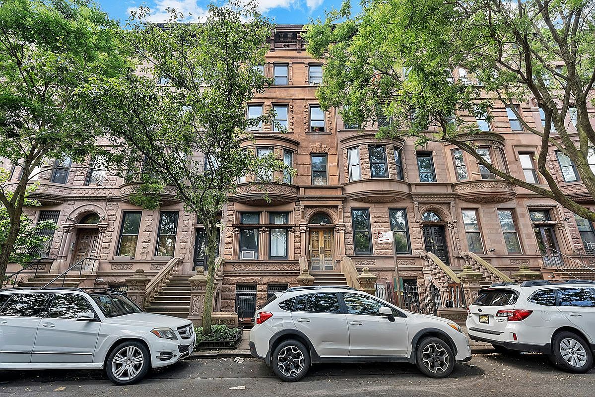 126 W 121st St, New York, NY 10027 | MLS #S1780851 | Zillow