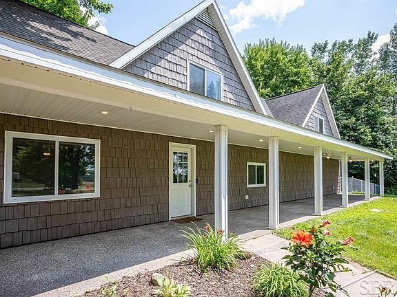 4318 N Eastman Rd, Midland, MI 48642 | MLS #50148916 | Zillow