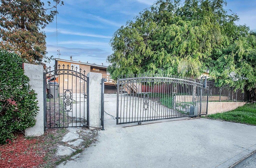 627 Concepcion Ave, Spring Valley, CA 91977 | Zillow