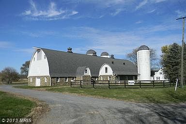 21126 Woodrow Farm Ln, Middleburg, VA 20117 | Zillow