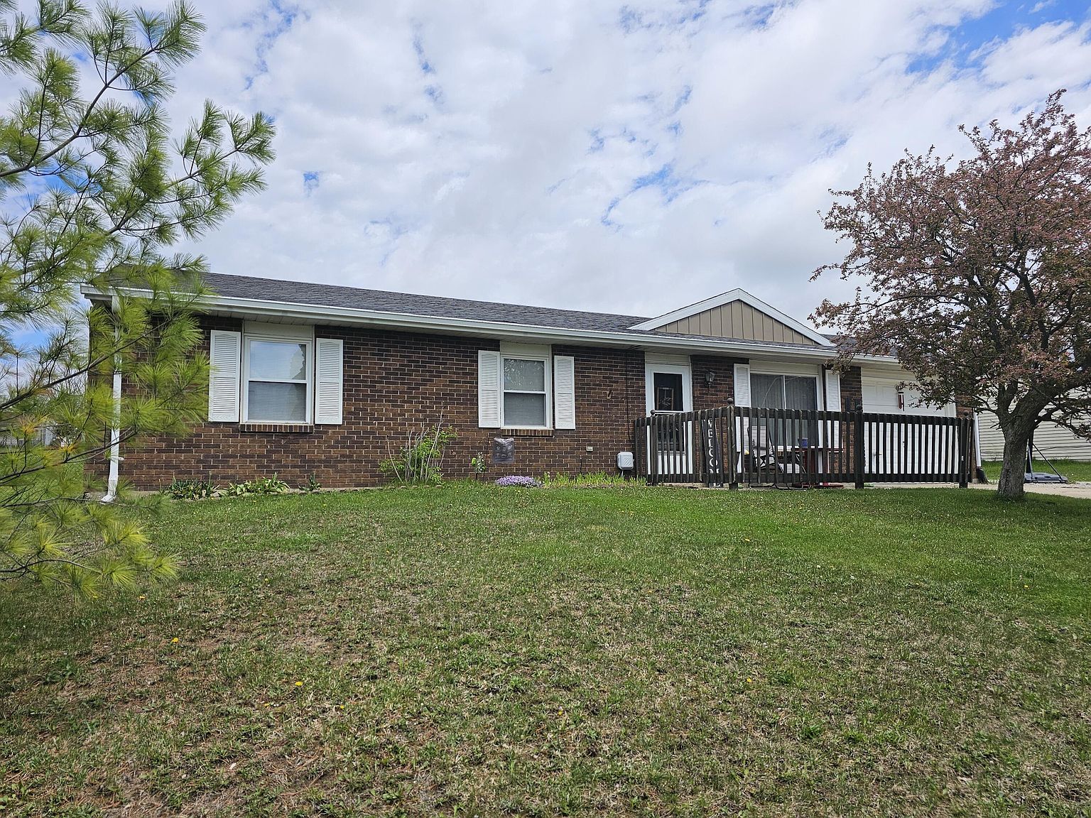 10809 Little Turtle Way, Sidney, OH 45365 | Zillow