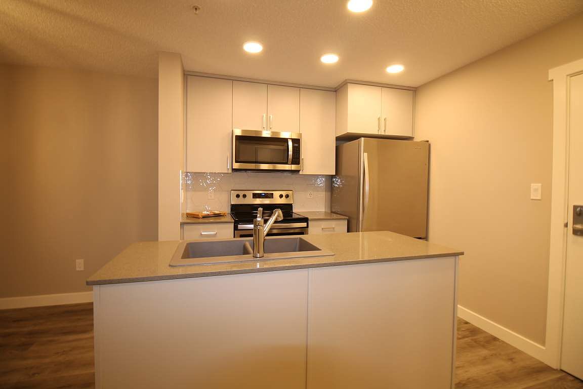 1506 Tamarack Blvd NW, Edmonton, AB T6T 2E3 | Zillow