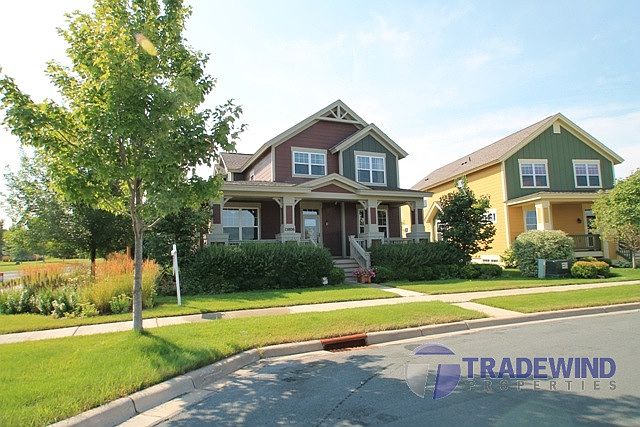 15806 Cobblestone Lake Pkwy, Apple Valley, MN 55124 | Zillow