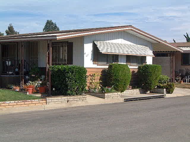 2601 E Victoria St SPC 425, Compton, CA 90220 | Zillow