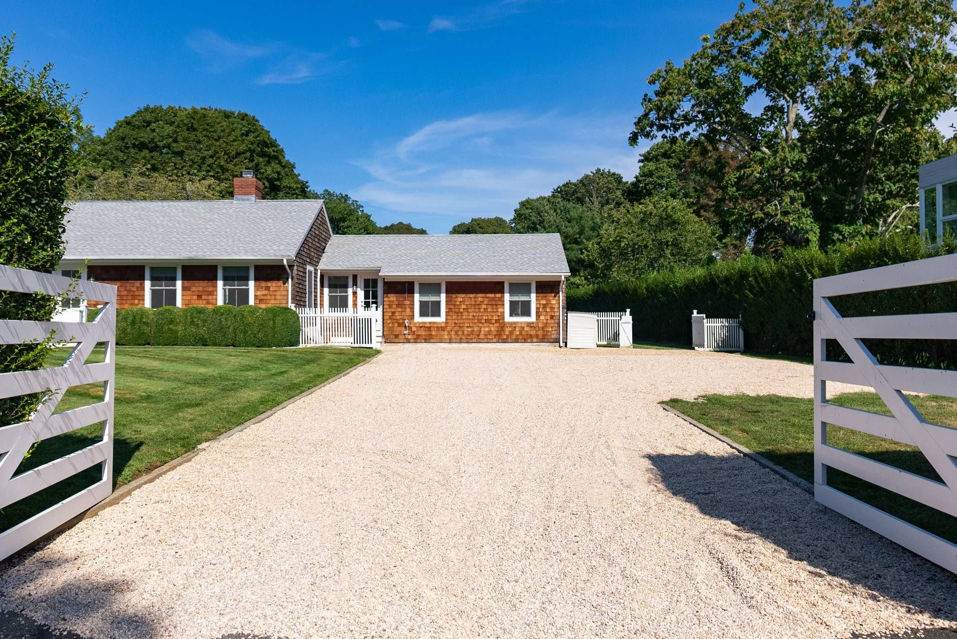 37 Chester Ave, Bridgehampton, NY 11932 | Out East