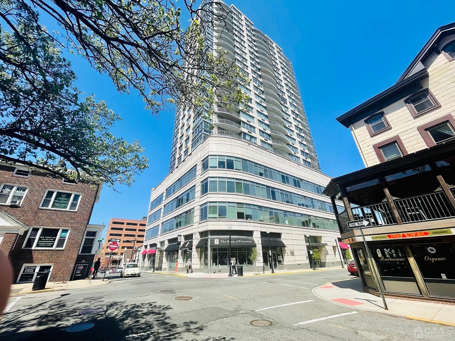 1 Spring St UNIT 904, New Brunswick, NJ 08901 | MLS #2410592R | Zillow