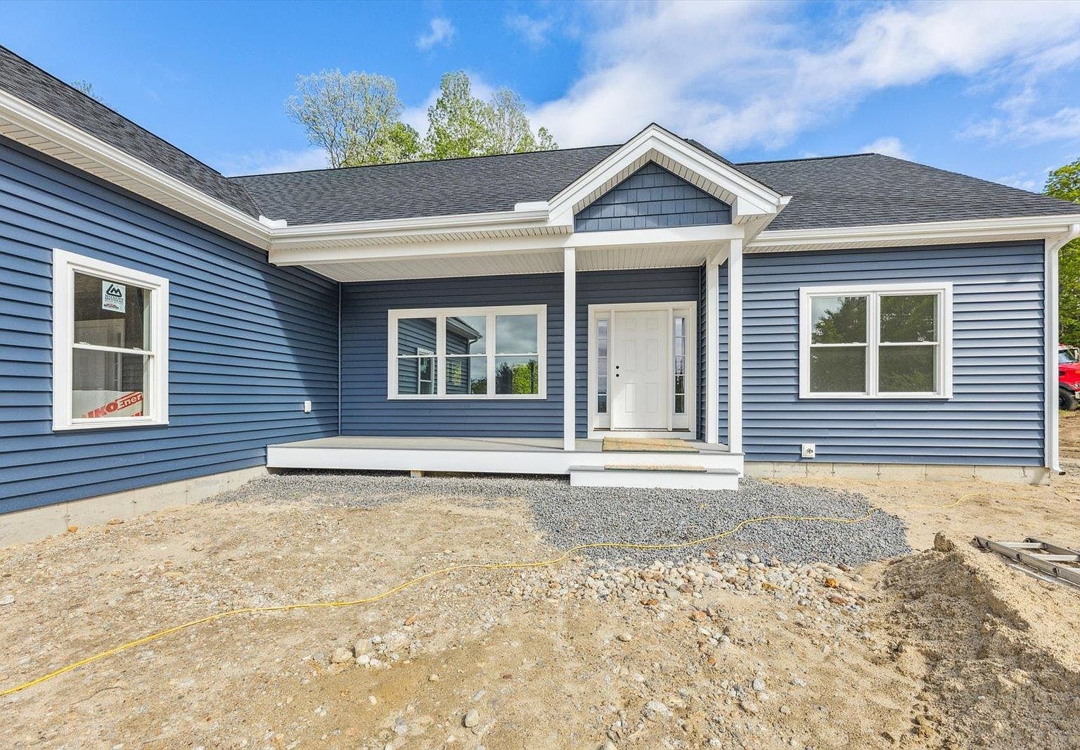 124 Forest Road, Hancock, NH 03449 | MLS #5031779 | Zillow