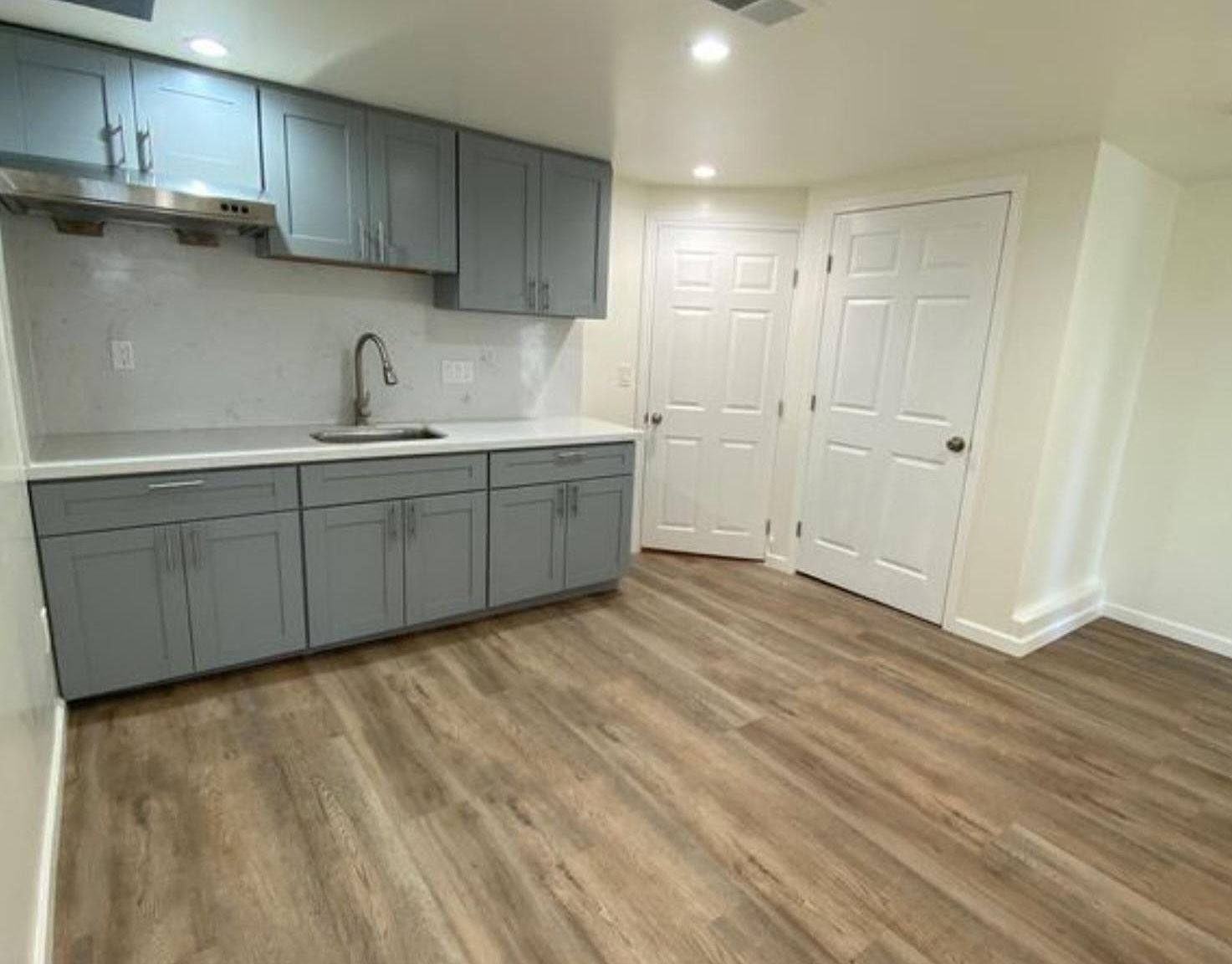 2379 39th Ave #B, San Francisco, CA 94116 | Zillow