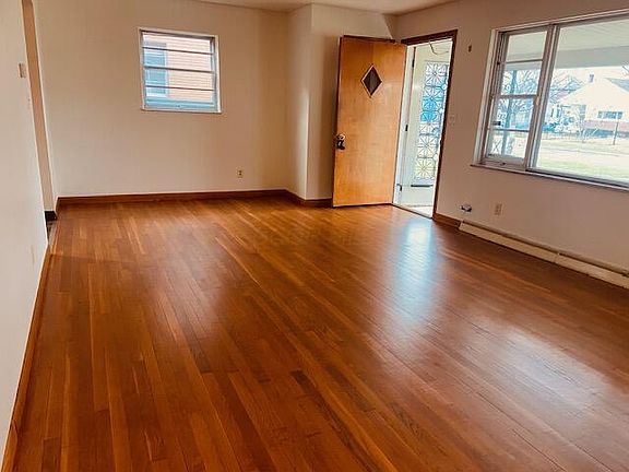 1442 E Chestnut St, Lancaster, OH 43130 | Zillow