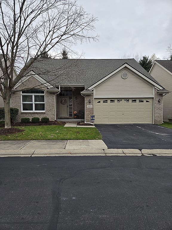 5571 Ashby Ct, Waterford, MI 48327 | Zillow