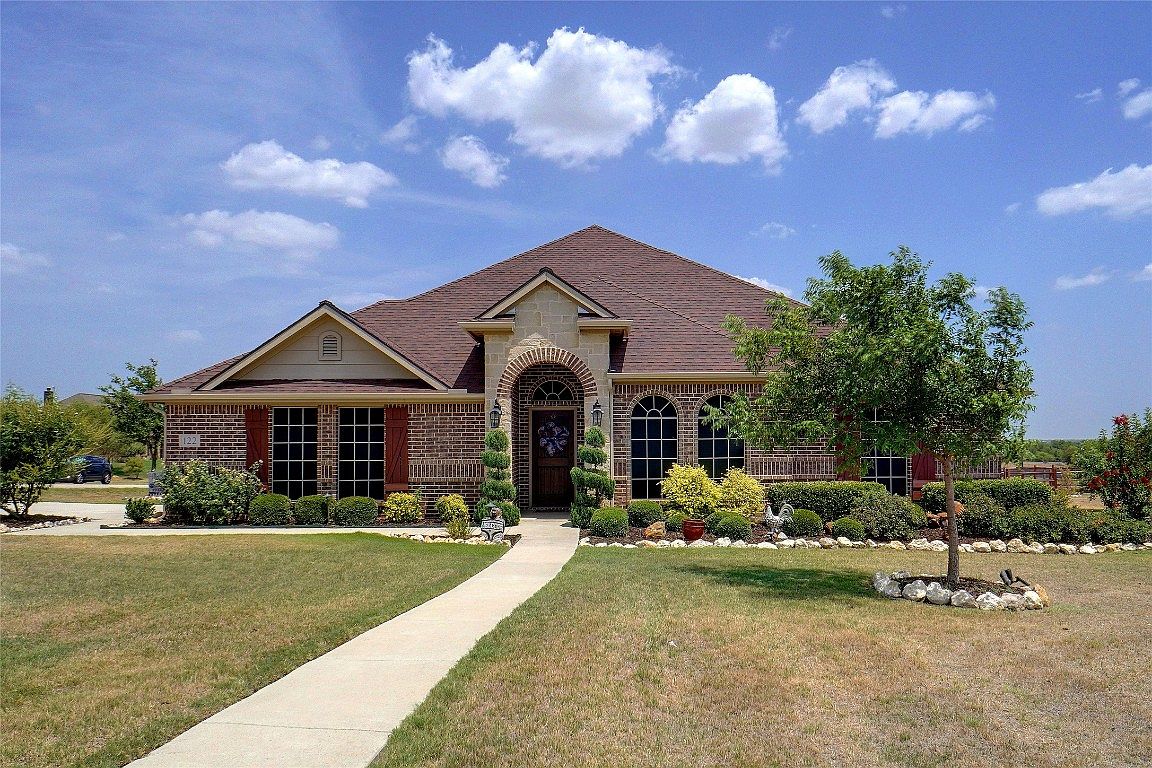 122 Highland Hills Blvd, Decatur, TX 76234 | MLS #20394277 | Zillow