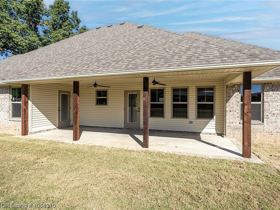 103 Brown Quail Trce, Barling, AR 72923 | Zillow