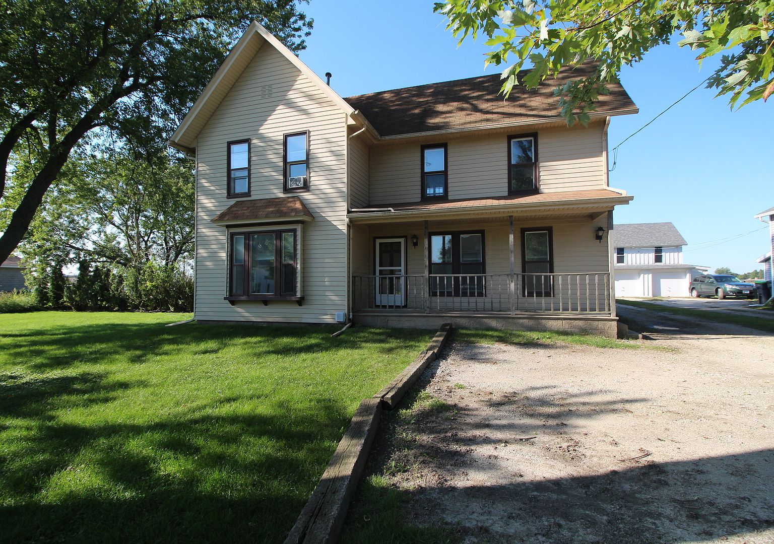 41W692 Russell Rd #2, Plato Center, IL 60124 | Zillow