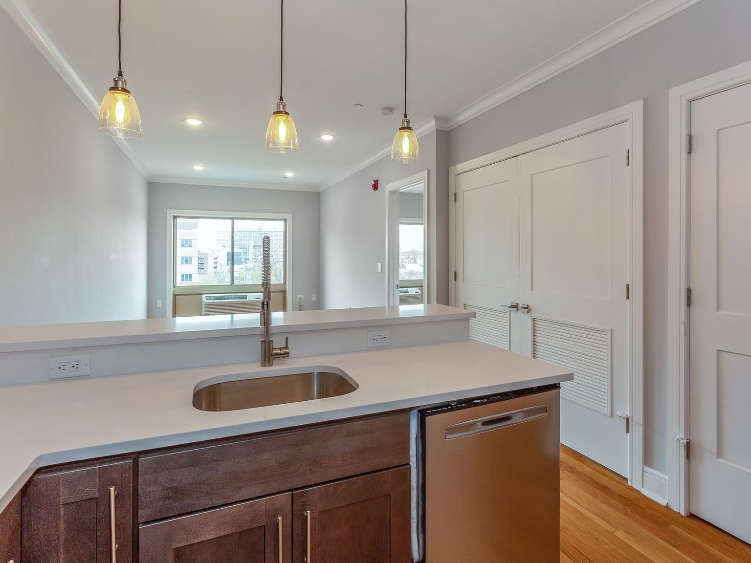 3 Perrine Ave #1B-1BA-700SQFT, Jersey City, NJ 07306 | Zillow