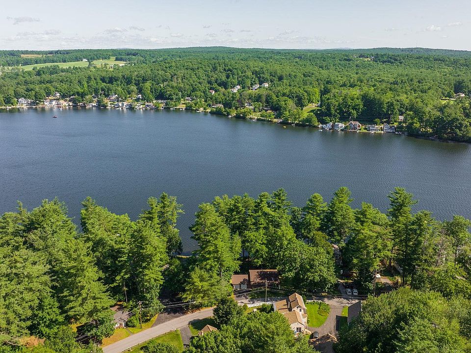 20 Beaver Lake Ave, Derry, NH 03038 | Zillow