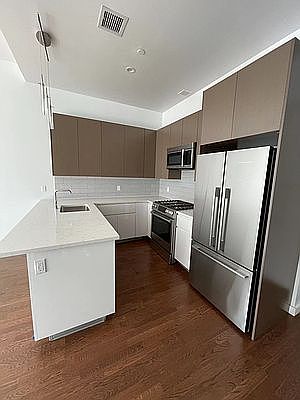 27-17 42nd Rd #PT1F, Long Island City, NY 11101 | Zillow