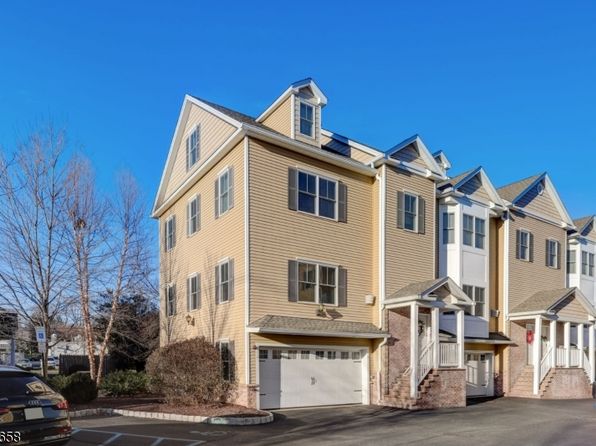 Berkeley Heights NJ Townhomes & Townhouses For Sale - 3 Homes | Zillow