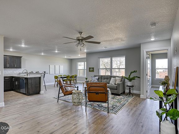 905 Durward Hall Dr, Carthage, MO 64836 | Zillow