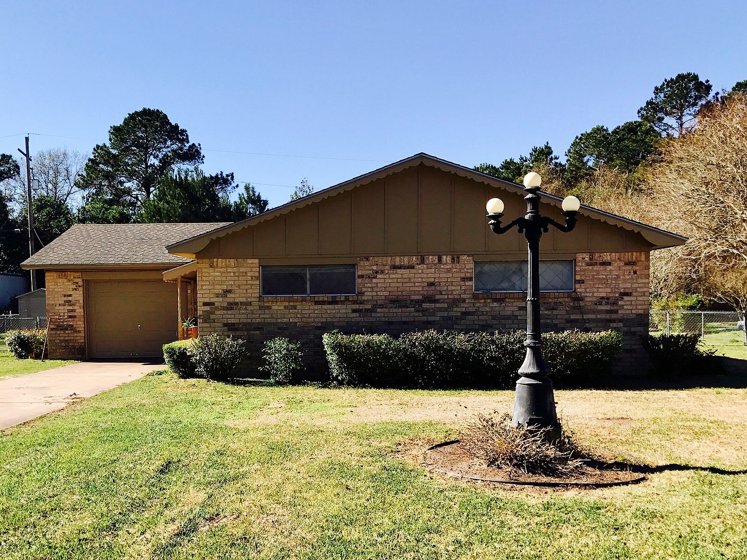 4225 Bellview St, Vidor, TX 77662 | Zillow