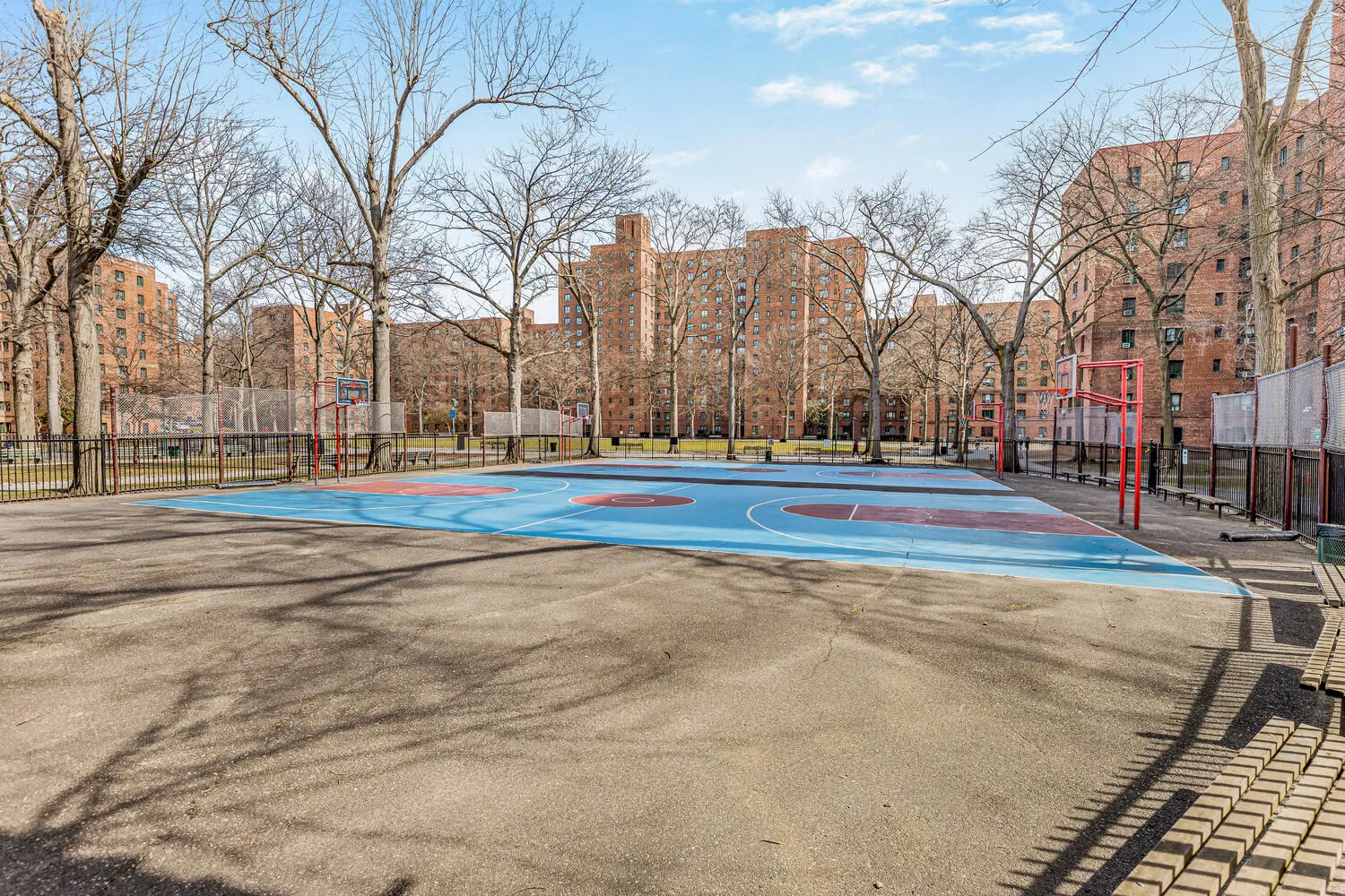 2055 Saint Raymond Avenue #1F in Parkchester, Bronx | StreetEasy