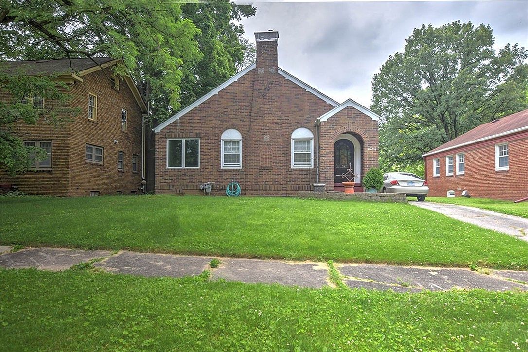 1625 W Decatur St, Decatur, IL 62522 | Zillow