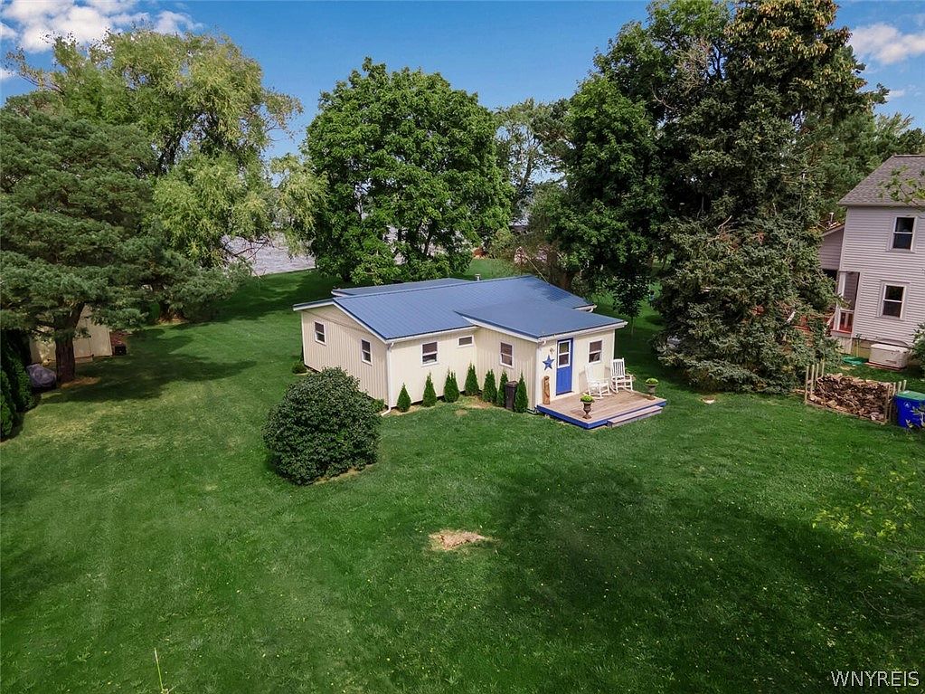 10765 Smythe Lane, Lyndonville, NY 14098 | Zillow
