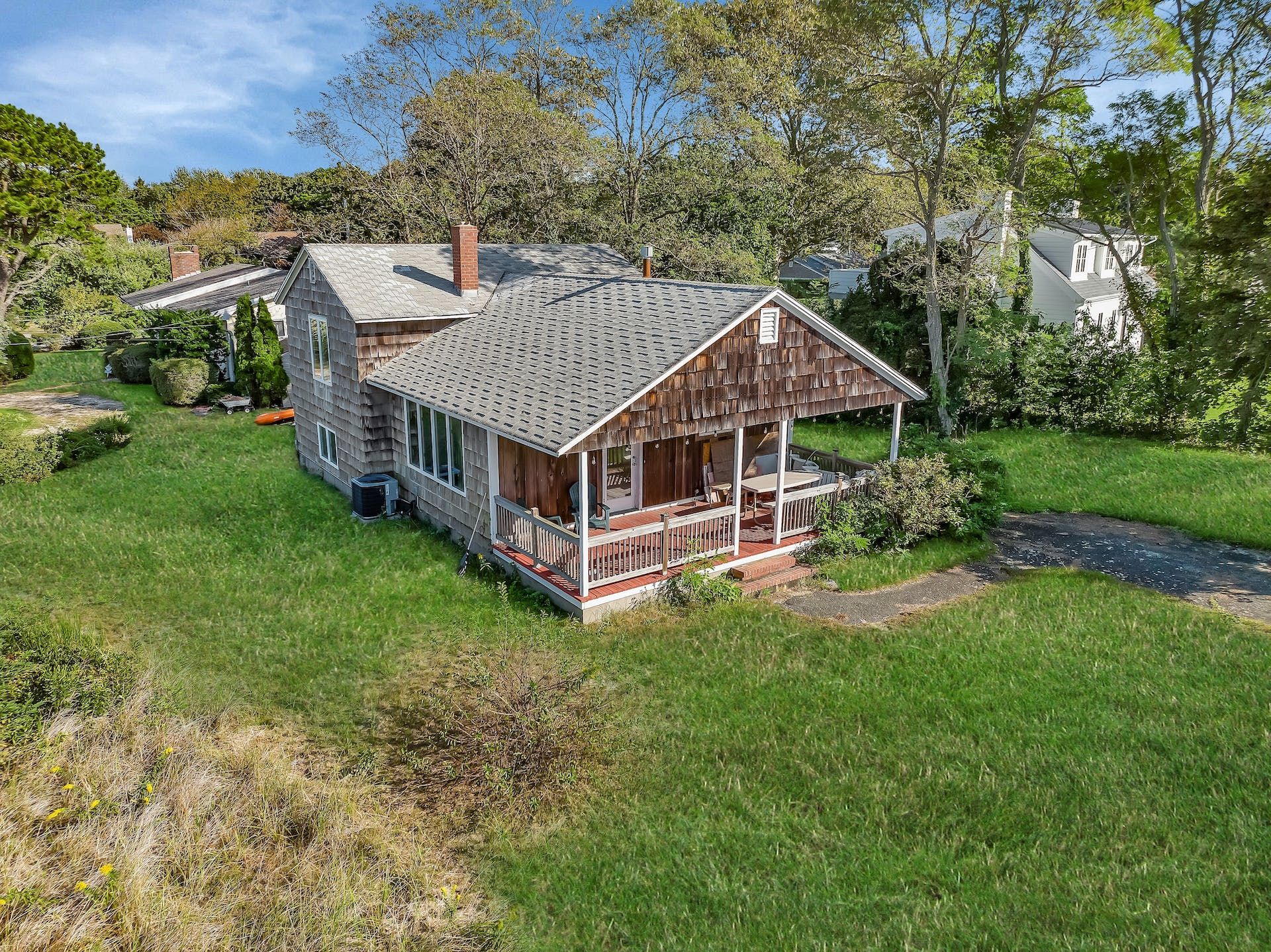 14 Hildreth Pl, Hampton Bays, NY 11946 | Out East