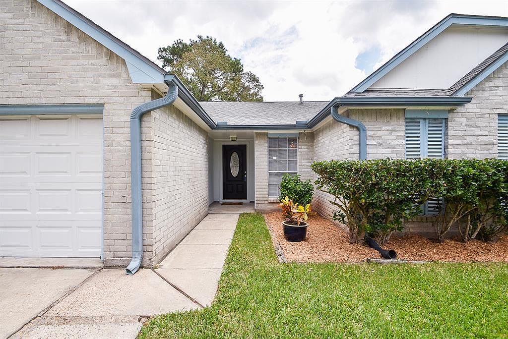 29002 Stapleford St, Spring, TX 77386 | Zillow