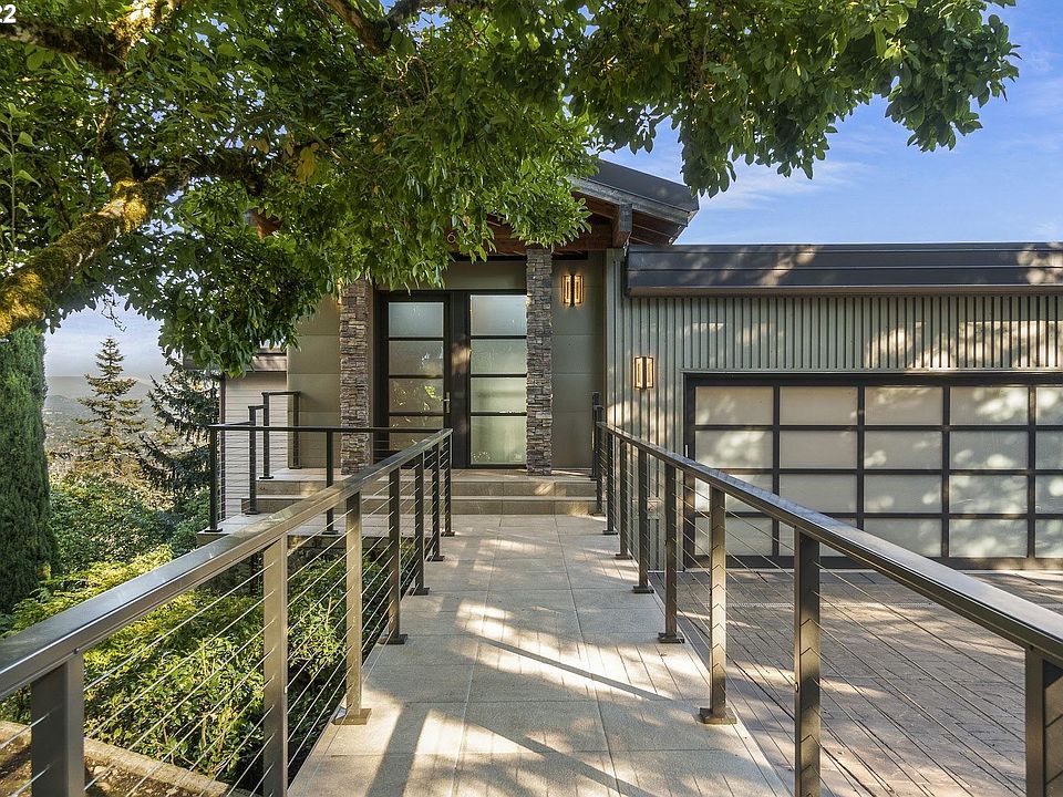 5262 SW Westwood Vw, Portland, OR 97239 | MLS #23463103 | Zillow