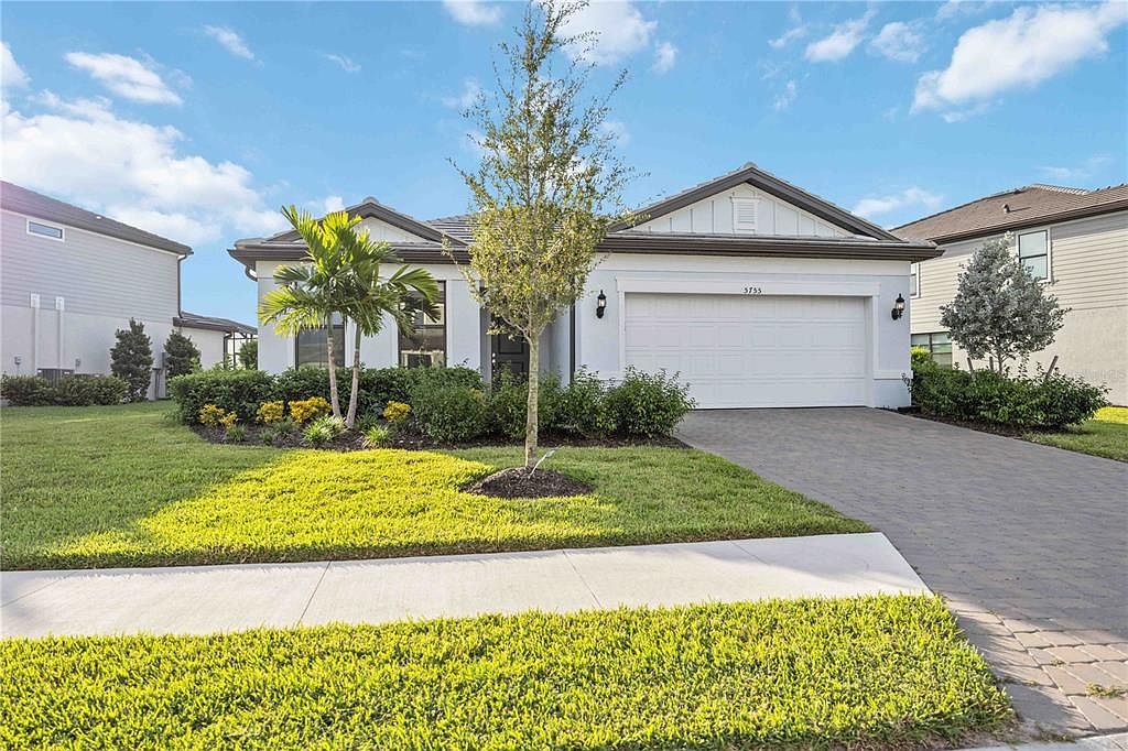 5755 Bluestar Ct, Lakewood Ranch, FL 34211 | Zillow
