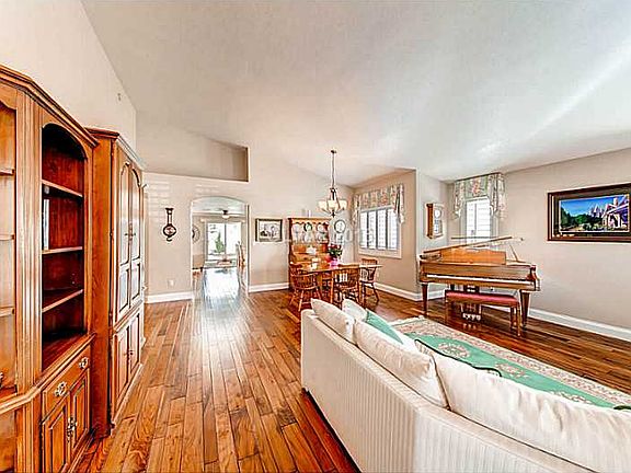 4016 Spring Crest Ln, Las Vegas, NV 89129 | Zillow