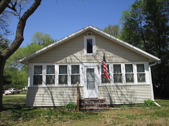 454 Center Street, Adams, WI 53910 | MLS #1995813 | Zillow