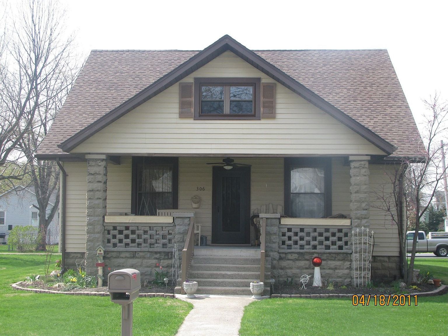 306 N Van Buren Ave, Fowler, IN 47944 | Zillow