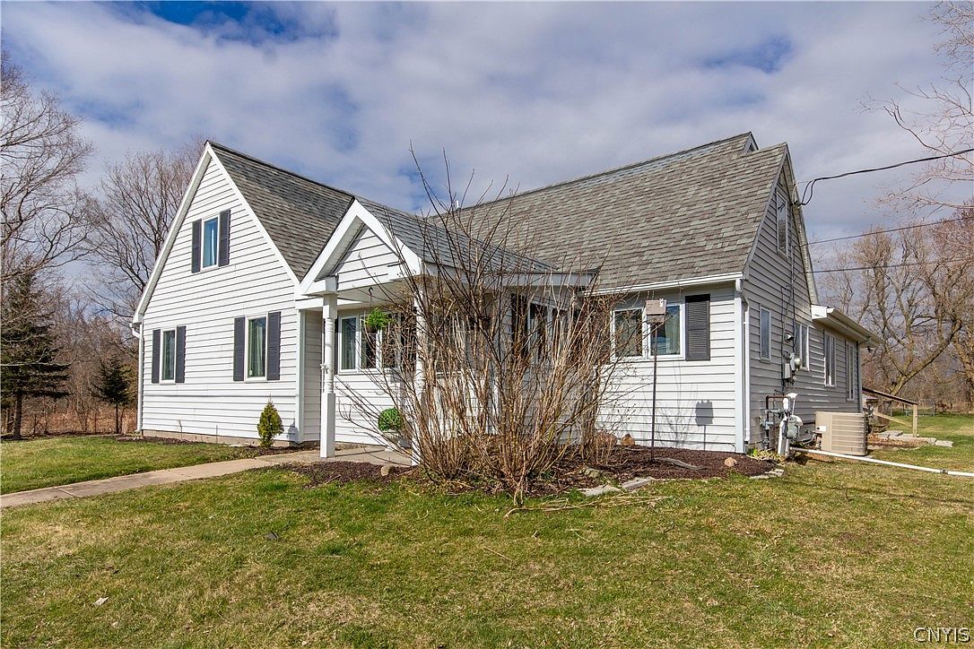 18066 County Road 75, Sackets Harbor, NY 13685 | Zillow