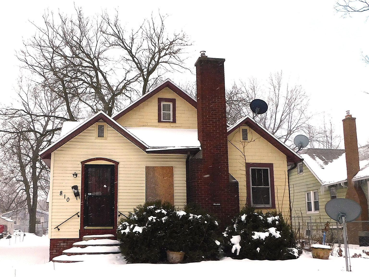 810 Nathaniel Wls, Benton Harbor, MI 49022 | Zillow