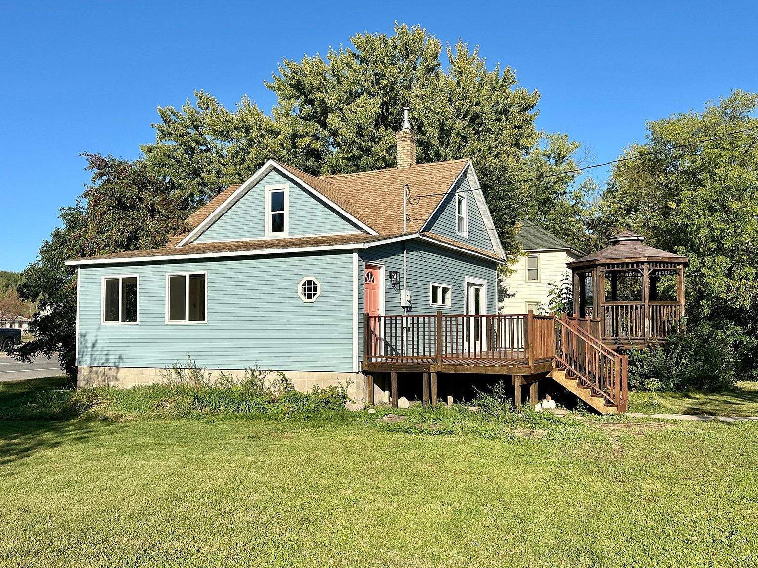 604 Corey Ave, Coleraine, MN 55722 | Zillow