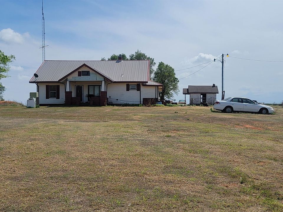 272903 E County Road 42, Lahoma, OK 73754 | Zillow