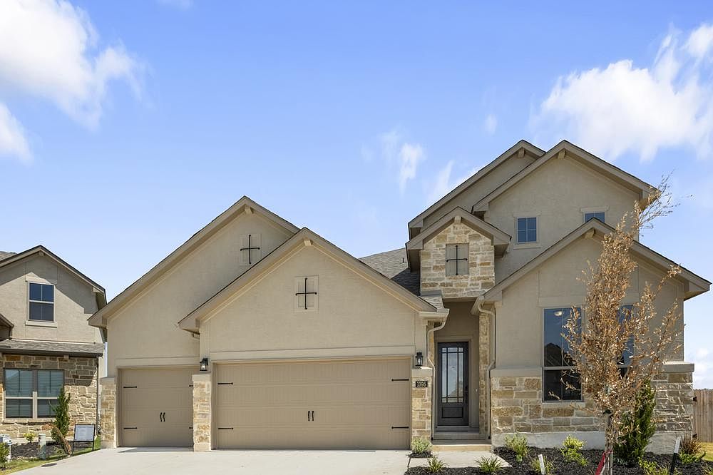 1395 Lyme Park, Spring Branch, TX 78070 | Zillow