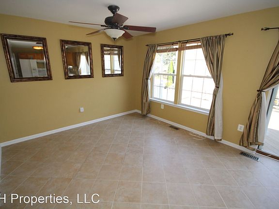 712 Lenstrom Friend Ct, Catonsville, MD 21228 | Zillow